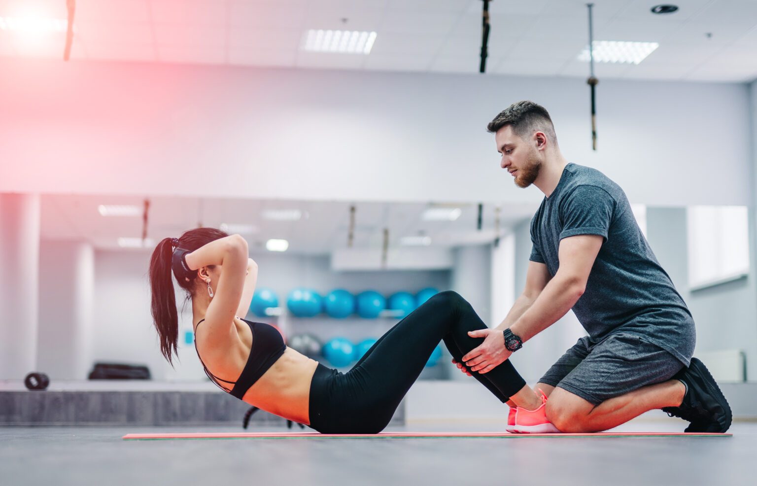 Crunches richtig machen: 3 Ausführungen für einen durchtrainierten ...